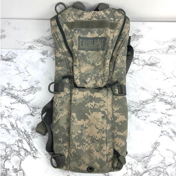 Camelbak | Bags | Camelbak Thermobak 3l Mil Spec Antidote Digital Camo ...